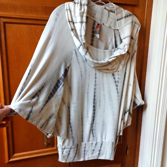 Boston Proper | Tops | Boston Proper White Tie Dye Cowl Oversized Tunic ...